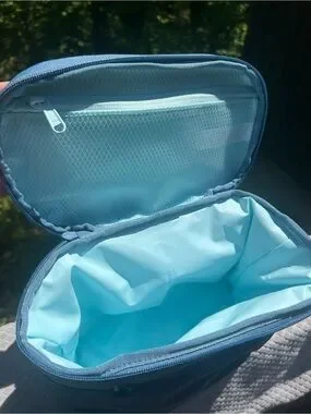 Hydro Flask | Dining | Hydro Flask Twotone Blue Insulated Lunch Bag 5 L ...